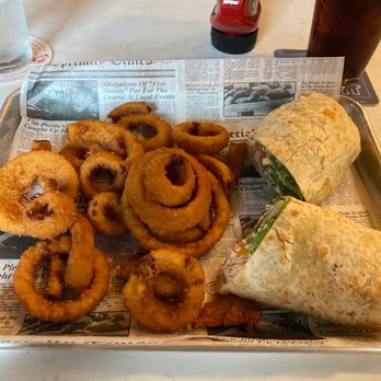 HAPPY HOUR SPORTS BAR - Updated May 2025 - 36 Photos & 19 Reviews - 117 ...