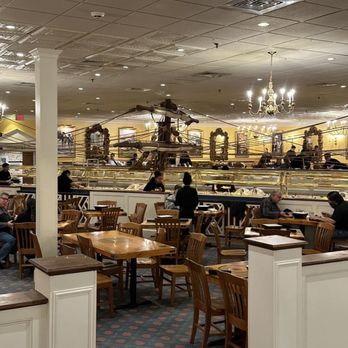 CAPTAIN GEORGE’S SEAFOOD RESTAURANT - Updated November 2024 - 387 ...