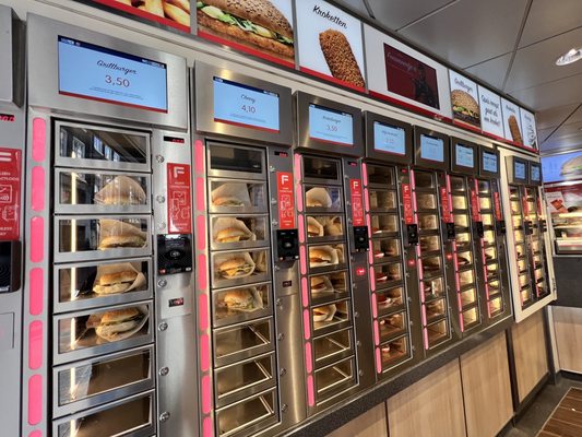 FEBO - Updated October 2025 - 65 Photos & 44 Reviews - Nieuwendijk 220 ...