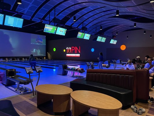 PINZ - Updated August 2025 - 100 Photos & 112 Reviews - 7520 32nd St N ...