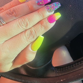 CALI NAILS - Updated August 2024 - 30 Photos & 47 Reviews - 1671 Lander ...