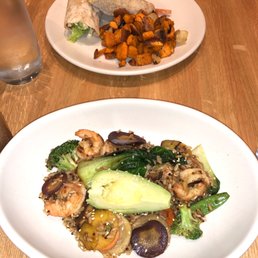 TRUE FOOD KITCHEN - 1204 Photos & 507 Reviews - 5205 Big Island Dr ...