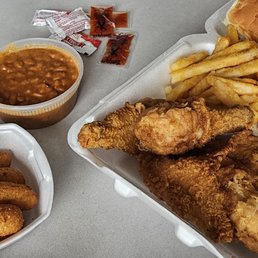 MR CHARLES CHICKEN AND FISH UPTOWN - Updated January 2026 - 92 Photos ...