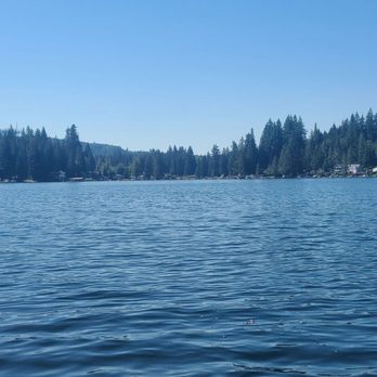 LAKE ROESIGER STORE - Updated November 2025 - 36 Photos & 13 Reviews ...