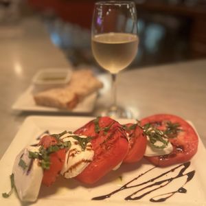 EVOLUTION BISTRO & BAR - Updated February 2025 - 930 Elm St, Manchester ...