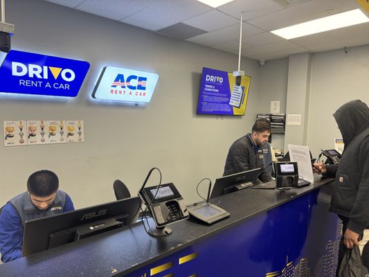 ACE RENT A CAR - Updated October 2025 - 17 Photos & 142 Reviews - 2261 ...