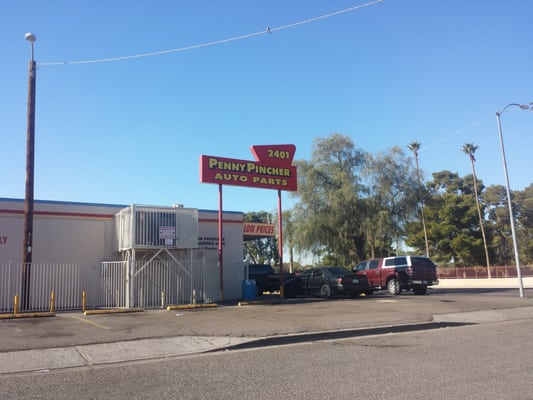 PENNY PINCHER - Updated January 2026 - 53 Reviews - 2401 W Van Buren St ...