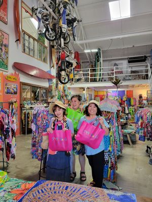 JAMS WORLD - Updated October 2025 - 56 Photos - 2330 Kalakaua Ave ...