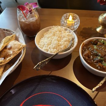 CUMIN - LAKEVIEW - Updated October 2025 - 54 Photos & 39 Reviews - 1039 ...