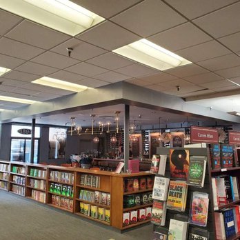 Vroman’s Bookstore - 606 Photos & 686 Reviews - Bookstores - 695 E ...