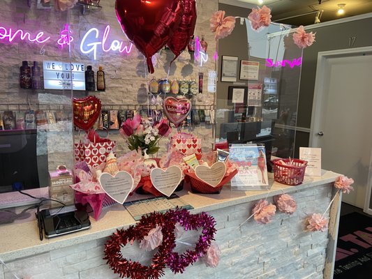 L.A. TAN - Updated April 2025 - 20 Photos & 69 Reviews - 760 W Waveland ...