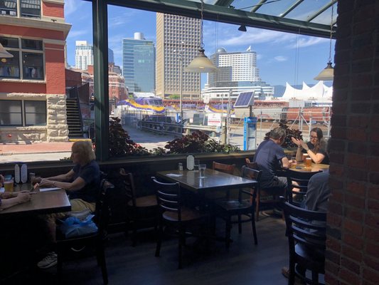 BLACK FROG EATERY - 164 Photos & 206 Reviews - 108 Cambie Street ...