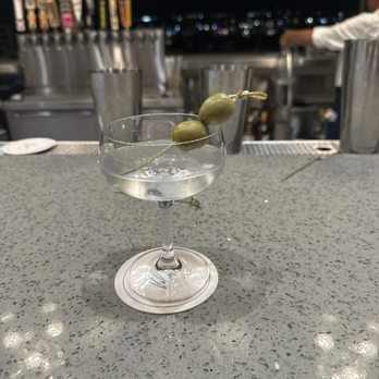 VOLARÉ ROOFTOP BAR - Updated July 2025 - 45 Photos & 27 Reviews - 2430 ...