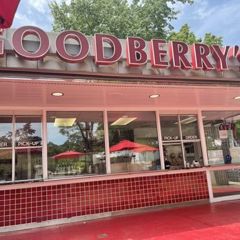 GOODBERRY’S FROZEN CUSTARD - Updated October 2024 - 70 Photos & 145 ...