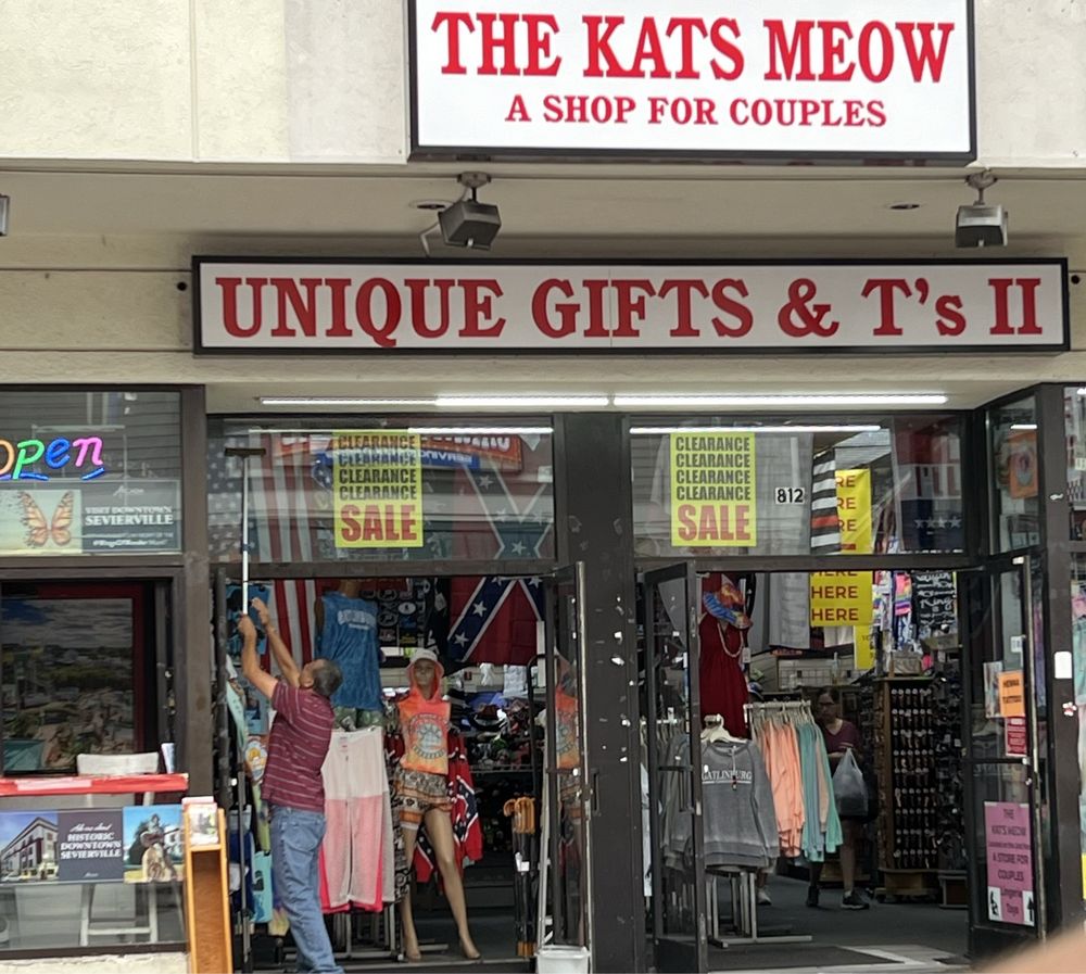 THE KAT’S MEOW - Updated June 2026 - 606 & 812 Pkwy, Gatlinburg ...