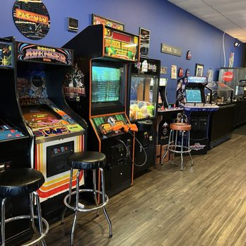 GALAXY PIZZA & ARCADE - Updated April 2026 - 41 Photos & 17 Reviews ...