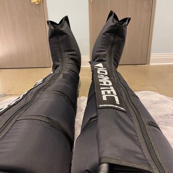 CRYO LOUNGE - Updated October 2025 - 10 Photos - 4600 Shelbyville Rd ...