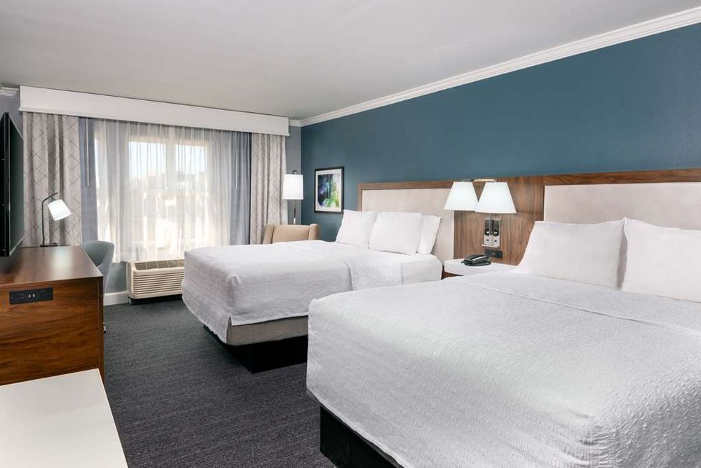 HAMPTON INN SAVANNAH-HISTORIC DISTRICT - Updated September 2025 - 220 ...