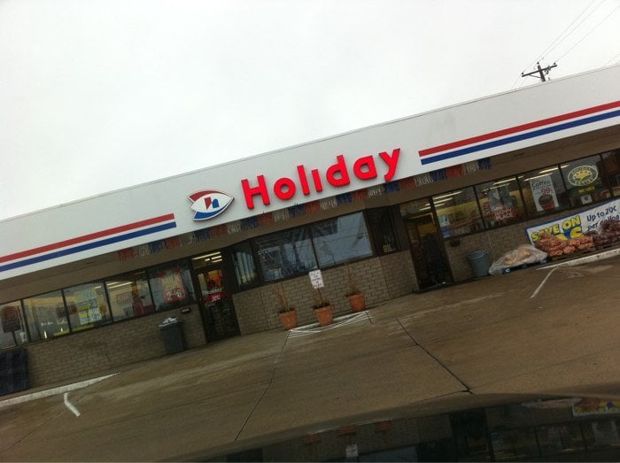 HOLIDAY STATIONSTORE - 1523 S Stephenson Ave, Iron Mountain, Michigan ...