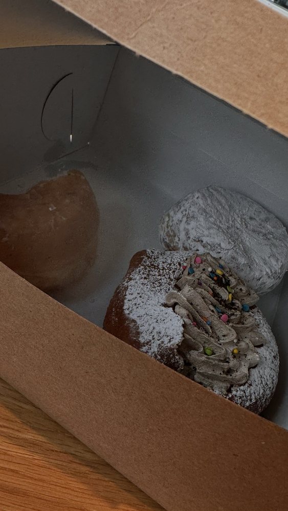 DESTINATION DOUGHNUTS - Updated December 2025 - 123 Photos & 62 Reviews ...