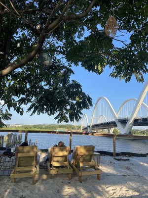 THE COVE - Updated November 2025 - 21 Photos - 25 Potomac Ave SE ...