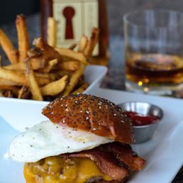 BAKER’S CRUST - Updated December 2025 - 523 Photos & 410 Reviews - 1628 ...