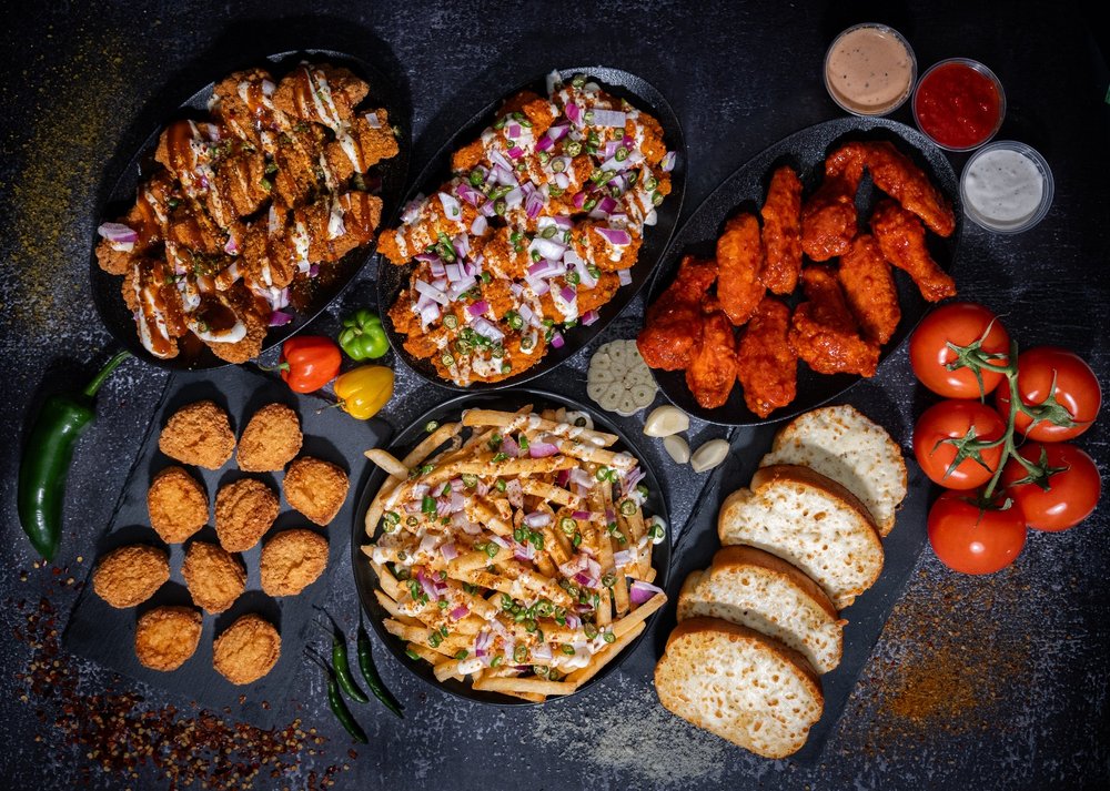 WINGS WIZARD - Updated October 2025 - 17 Photos - 411 McArthur Avenue ...