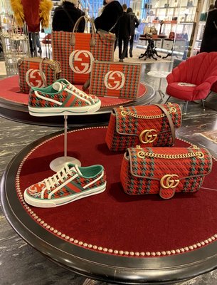 GUCCI CHICAGO FLAGSHIP - Updated December 2024 - 52 Photos & 130 ...