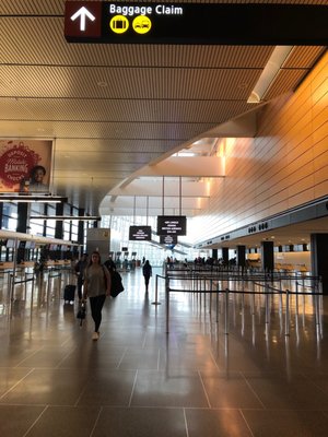 SEATAC AMC PASSENGER TERMINAL - 43 Photos & 21 Reviews - 17801 ...