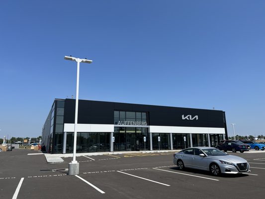 AUFFENBERG KIA - Updated September 2025 - 67 Photos & 81 Reviews - 1155 ...