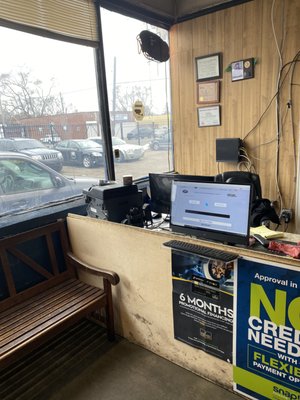 DETROIT AUTO REPAIR - Updated December 2025 - 13 Reviews - 18500 ...