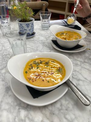 BLUE DOOR KITCHEN & GARDEN - 784 Photos & 571 Reviews - 52 W Elm St ...