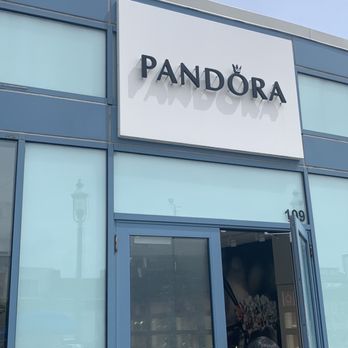 PANDORA STORE Updated February 2025 14 Photos 109 N Michigan Ave Atlantic City New Jersey Jewelry Phone Number Yelp