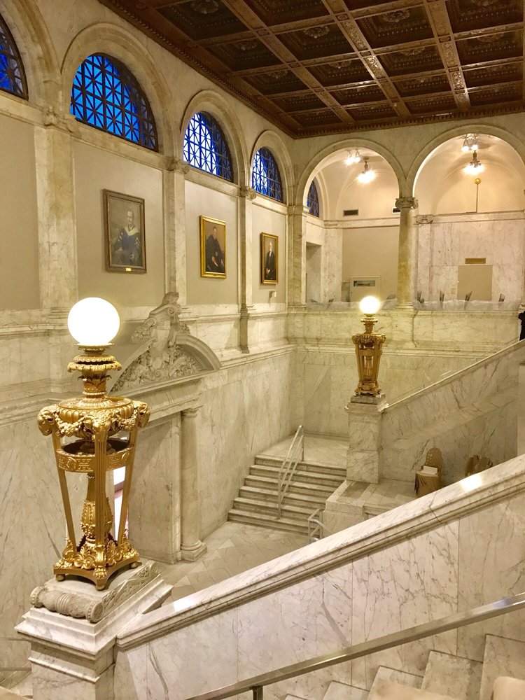 COMMUNITY COLLEGE OF PHILADELPHIA - Updated January 2026 - 10 Photos ...