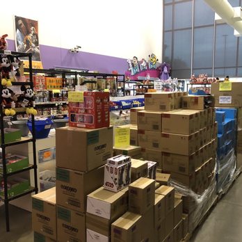 GALERIE CANDY AND GIFTS - Updated December 2025 - 24 Photos & 19 ...