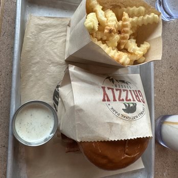 GRIZZLY BURGER - Updated August 2025 - 47 Photos & 46 Reviews - 238 5 ...