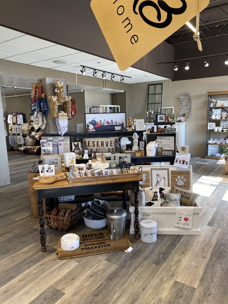 ISABEL BLOOM - Updated March 2025 - 736 Federal St, Davenport, Iowa ...