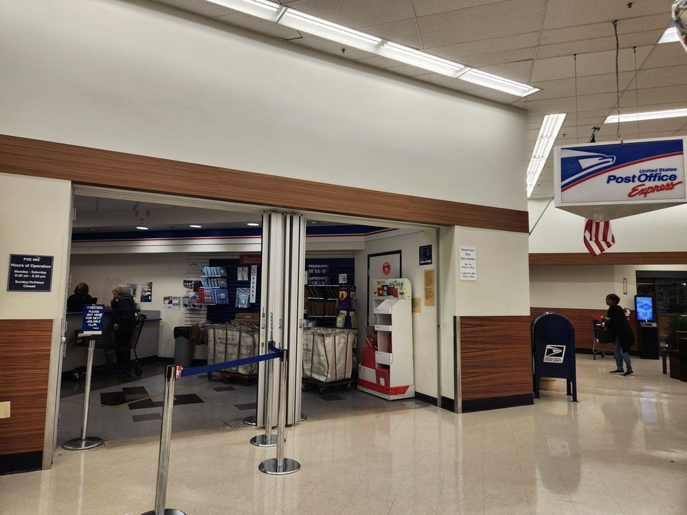 US POST OFFICE - Updated December 2025 - 29 Reviews - 8350 W Cheyenne ...