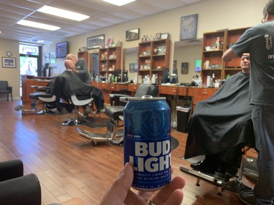 JD & JAKE’S THE BARBER SHOP - 12 Photos & 29 Reviews - Barbers - 13033 ...