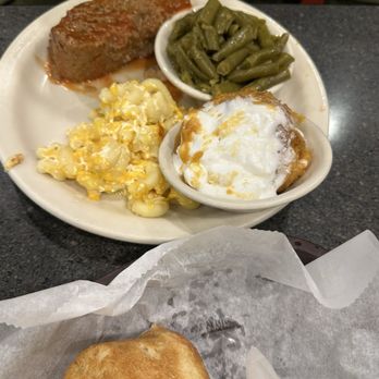 WADE’S RESTAURANT - Updated December 2024 - 289 Photos & 242 Reviews ...