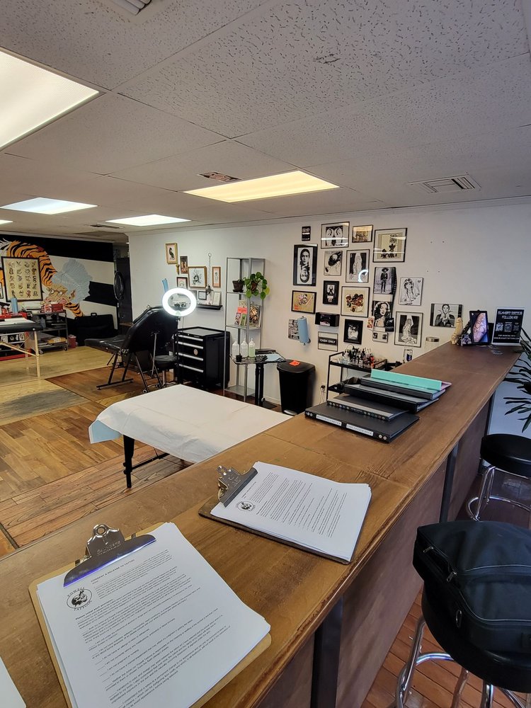 POWELL TATTOOS - Updated July 2025 - 118 Photos & 39 Reviews - 5117 SE ...