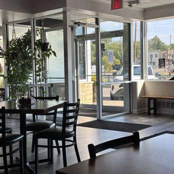 ZISTERS - Updated January 2026 - 322 Photos & 367 Real Reviews - 13425 ...