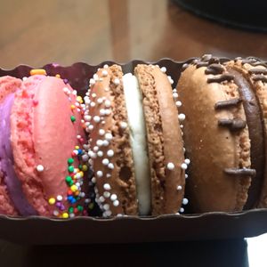 CUPCAKES, BOOM! - 85 Photos & 69 Reviews - Bakeries - 697 Manono St ...