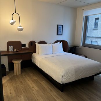 MOTTO BY HILTON NEW YORK CITY TIMES SQUARE - Updated May 2025 - 207 ...