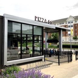 PIZZA 51 - Updated July 2025 - 75 Photos & 151 Reviews - 5060 Oak St ...