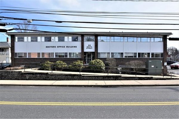 HENRY J MEROLA, MD - Updated October 2025 - 27 Reviews - 32 South St ...