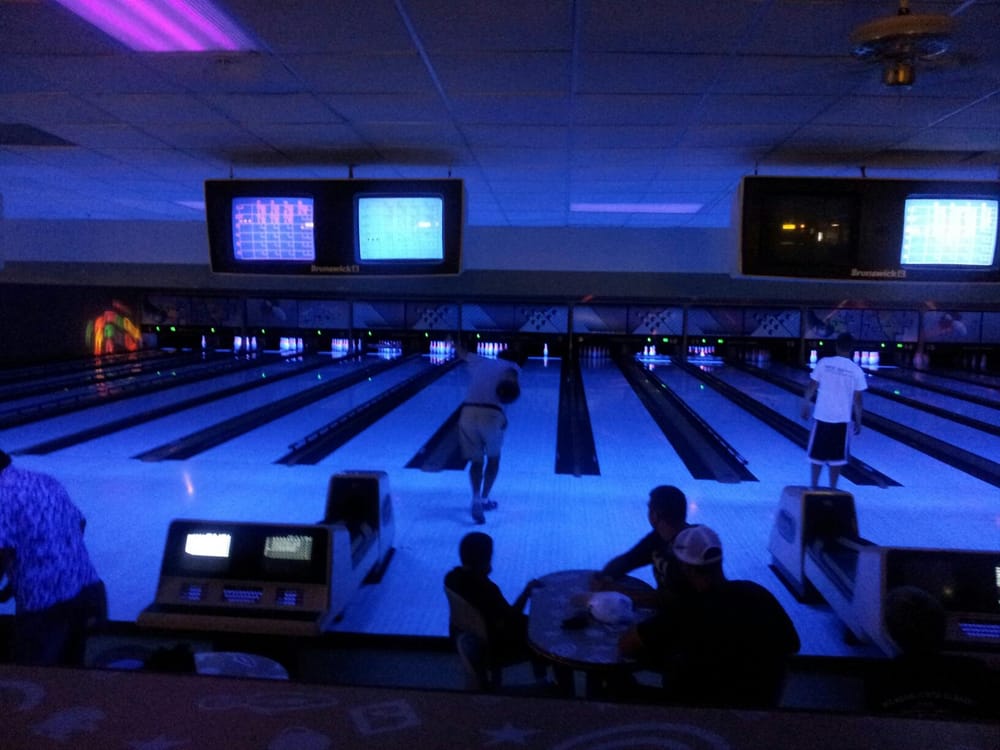 BEARCAT LANES & LOUNGE - 1803 S Main St, Maryville, Missouri - Bowling ...