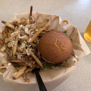 THE BURGER DIVE - Updated July 2024 - 313 Photos & 637 Reviews - 114 N ...