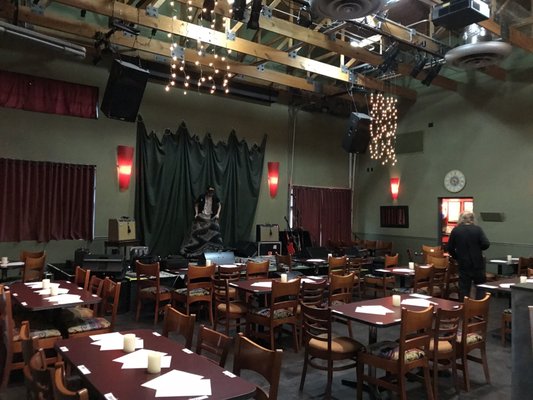 MAIN STREET CROSSING - 51 Photos & 68 Reviews - 111 W Main St, Tomball ...