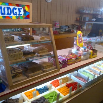 CROSSROADS SALE & MARKET - Updated September 2025 - Gratz, Pennsylvania ...